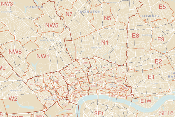 Supersize map of Greater London postcode districts with full road ...